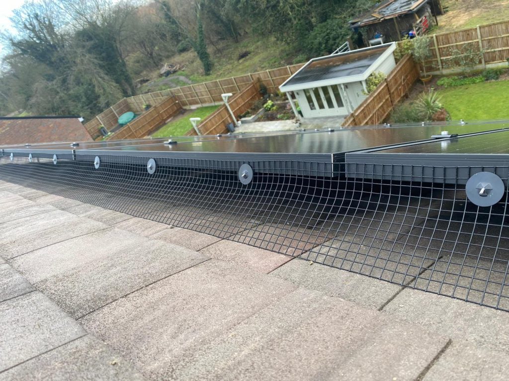 5* Pigeon Proofing Solar Panels London | Solar Panel Proofing: PPSP